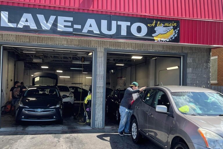 Services de lave-auto impeccables ǀ Lave-Auto Saint Hubert